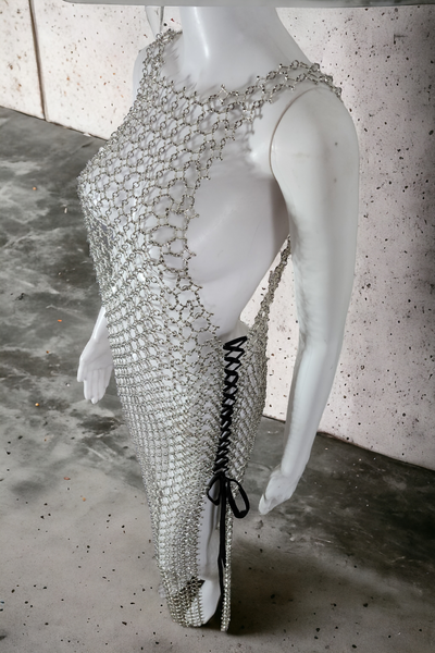 Queens Armor Metal Dress – DRAVYNMOOR